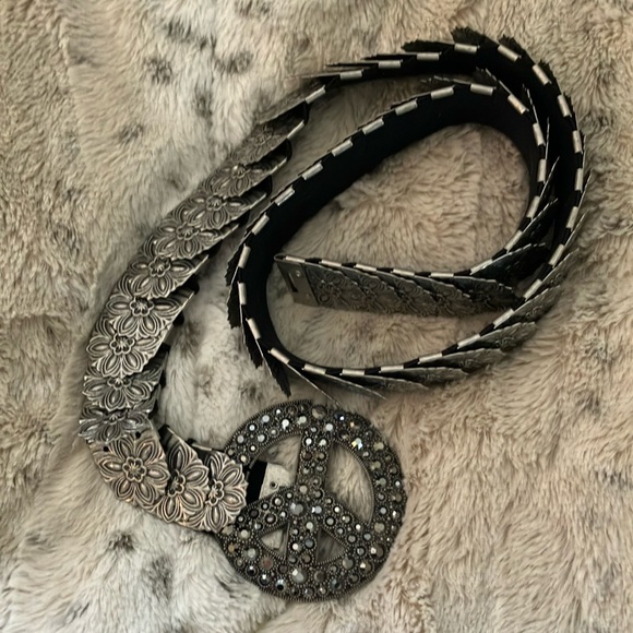 Accessories | Vintage Peace Sign Stretch Belt With Gems Embossed Metal ...